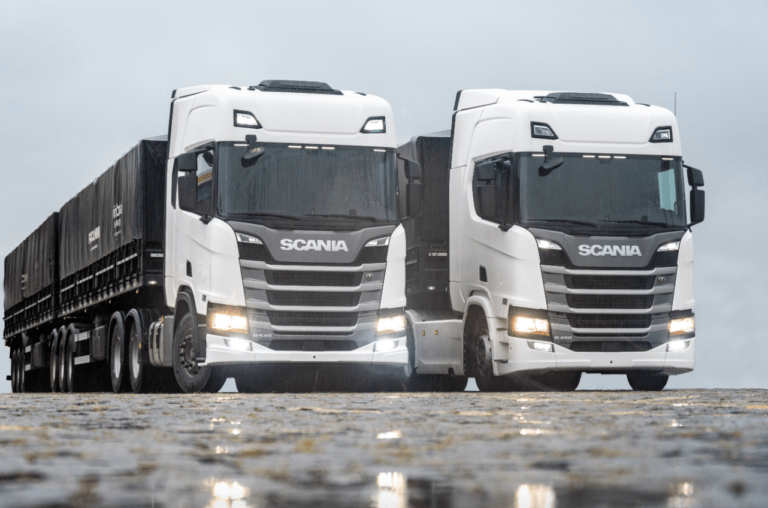 Scania comemora 66 anos de Brasil e fãs da marca ganham presente ...