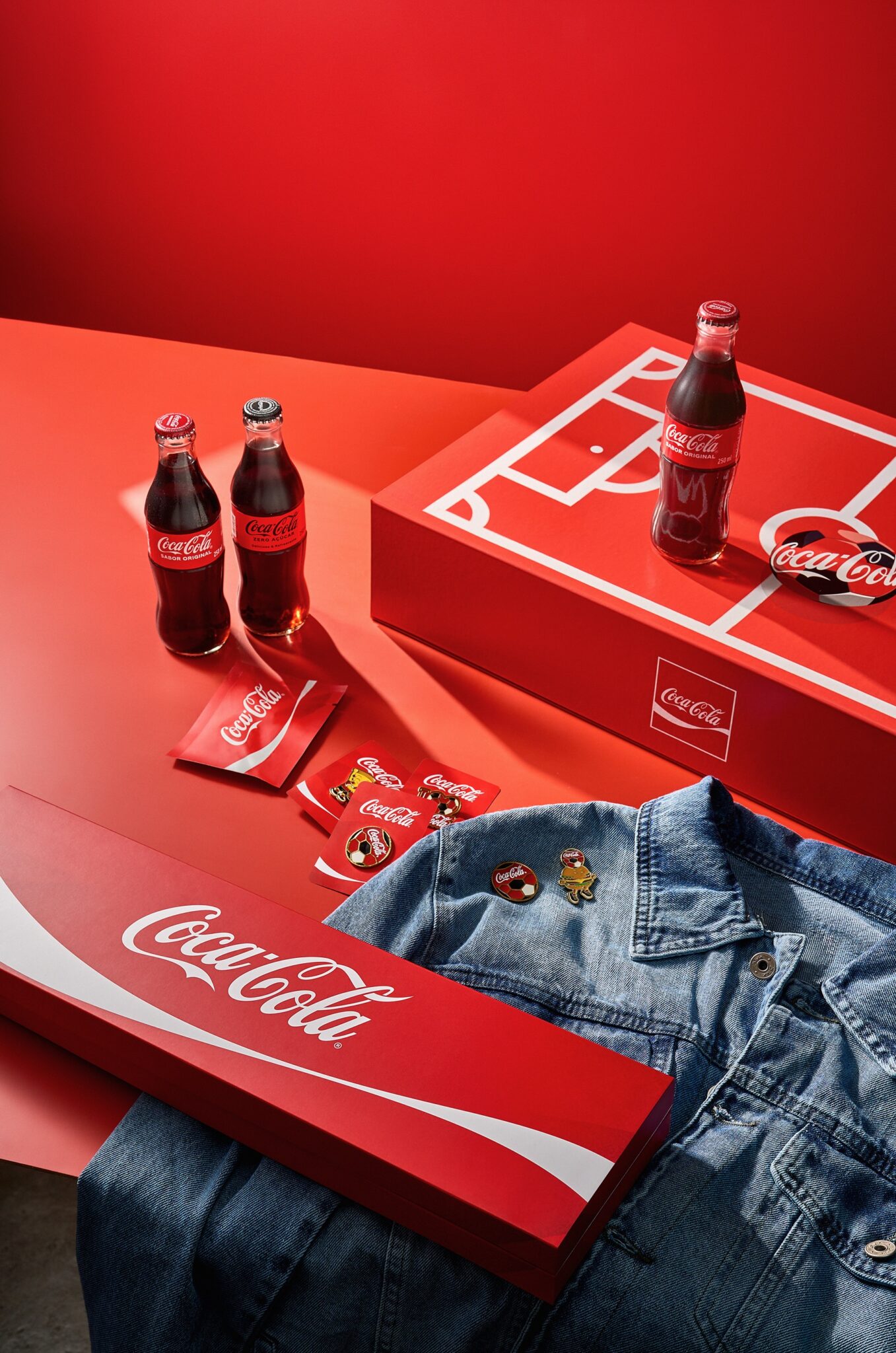 Coca-Cola Femsa lança promoção com 230 mil pins colecionáveis para ...